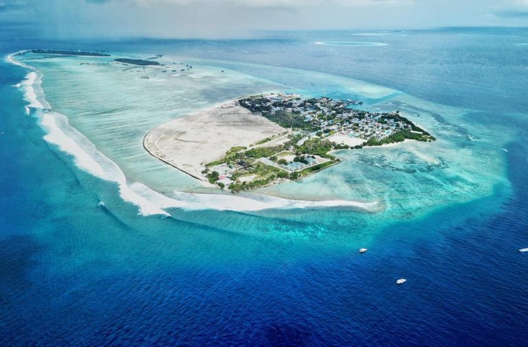 Himmafushi Travel Guide